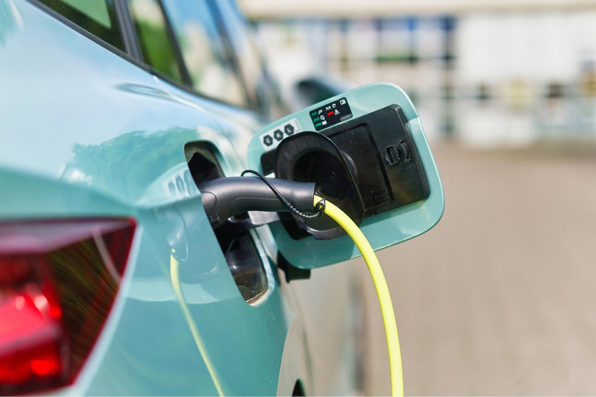 ¿Qué etiqueta ECO tiene mi coche y dónde la coloco? | BBVA