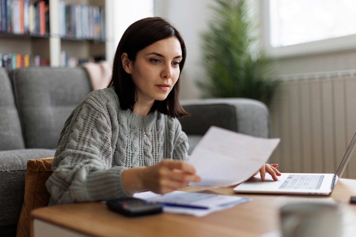 Debit Cards: pay for your purchases on the spot | BBVA