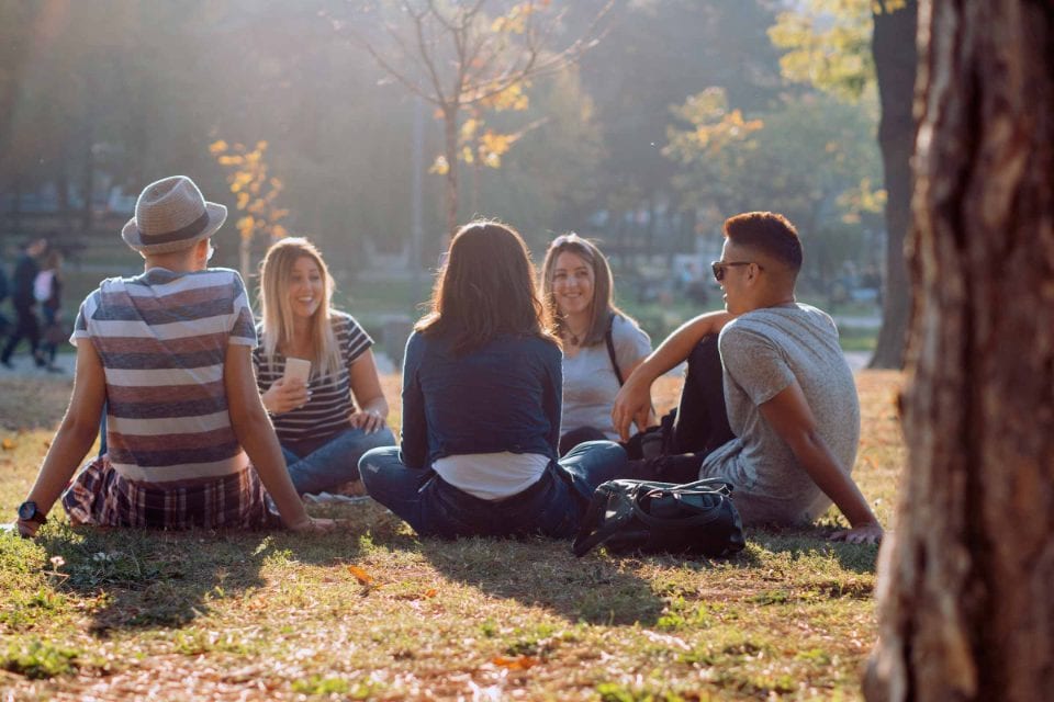 Debit card for teenagers and minors | BBVA